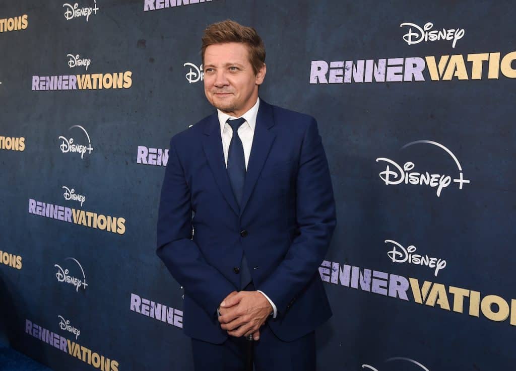 Disney+ Original “Rennervations” Premiere Photos – What's On Disney Plus